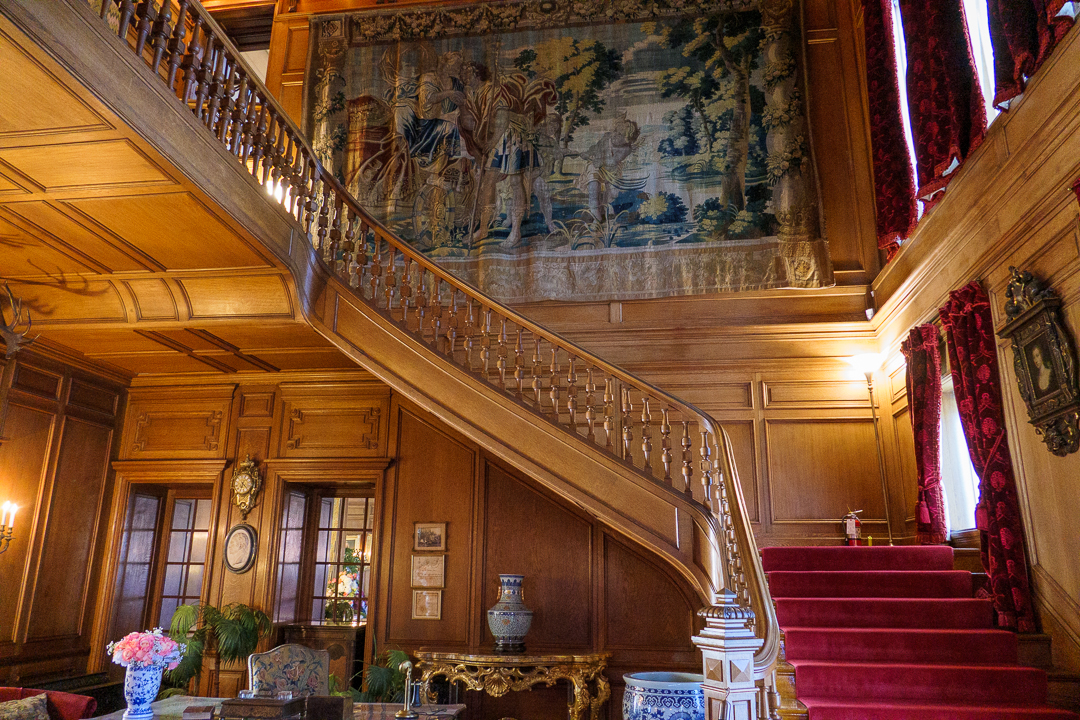 Lighthouses and a mansion - Read This Blog!